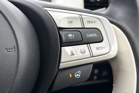 ME72CKL Honda Jazz 1.5 i-MMD Hybrid EX 5dr eCVT in stock at Swansway ...