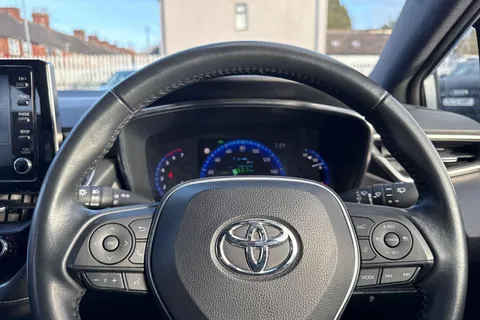SK72KDX Toyota Corolla 1.8 VVT-h Icon CVT Euro 6 (s/s) 5dr in stock at ...