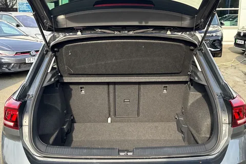 GF25XXU Volkswagen T-Roc 1.5 TSI Match 5dr | Rear Camera | Keyless ...
