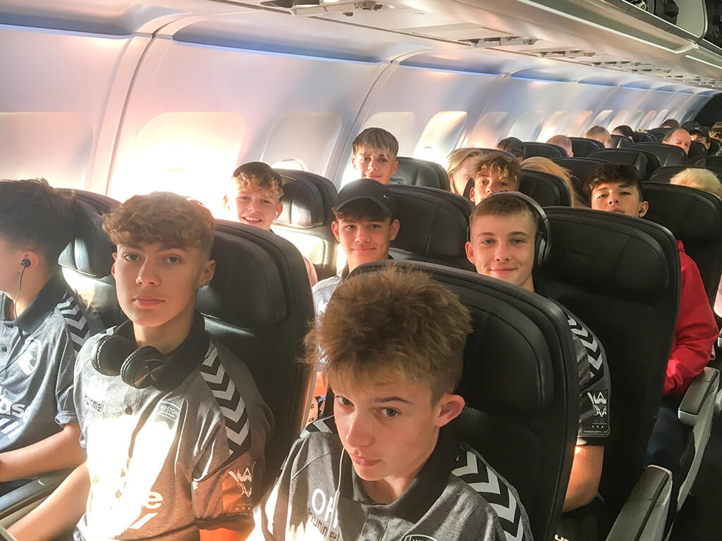 Carbase Sponsor Weston AFC