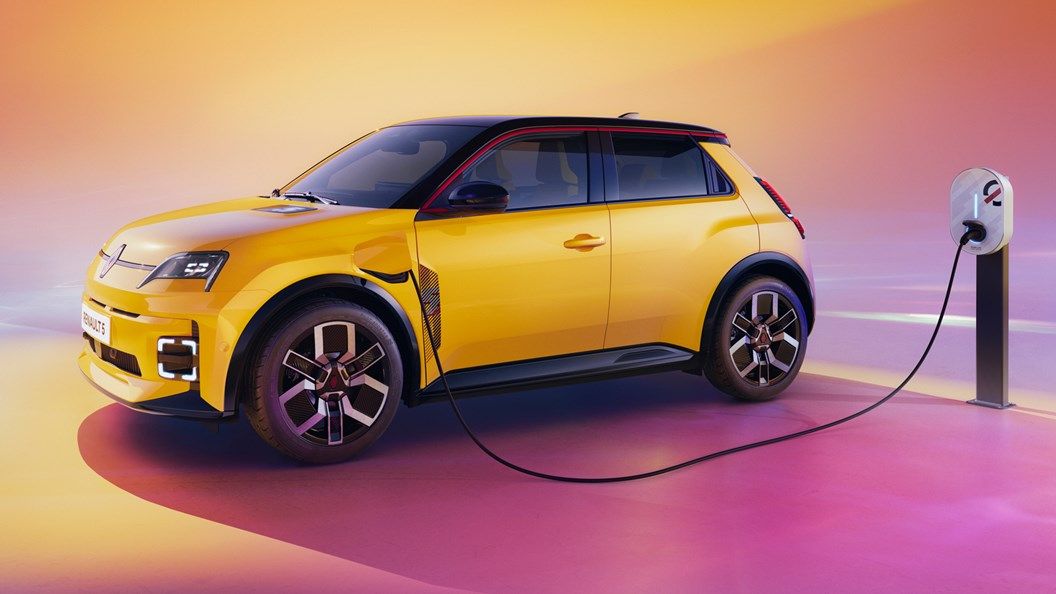 New Renault 5 for Sale | Holdcroft | Midlands